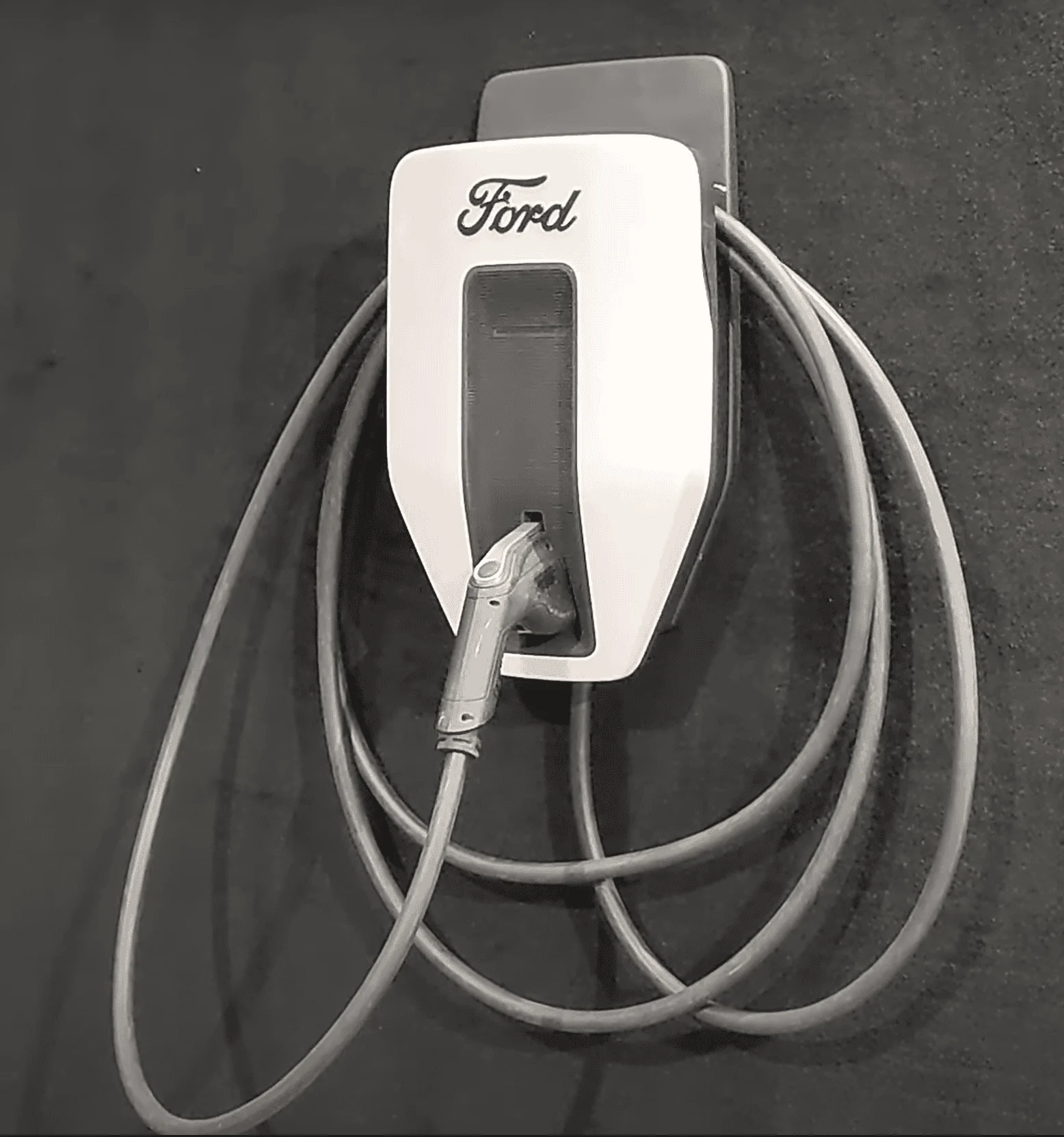 Charging the F-150 Lightning: Everything You Need To Know [Video ...
