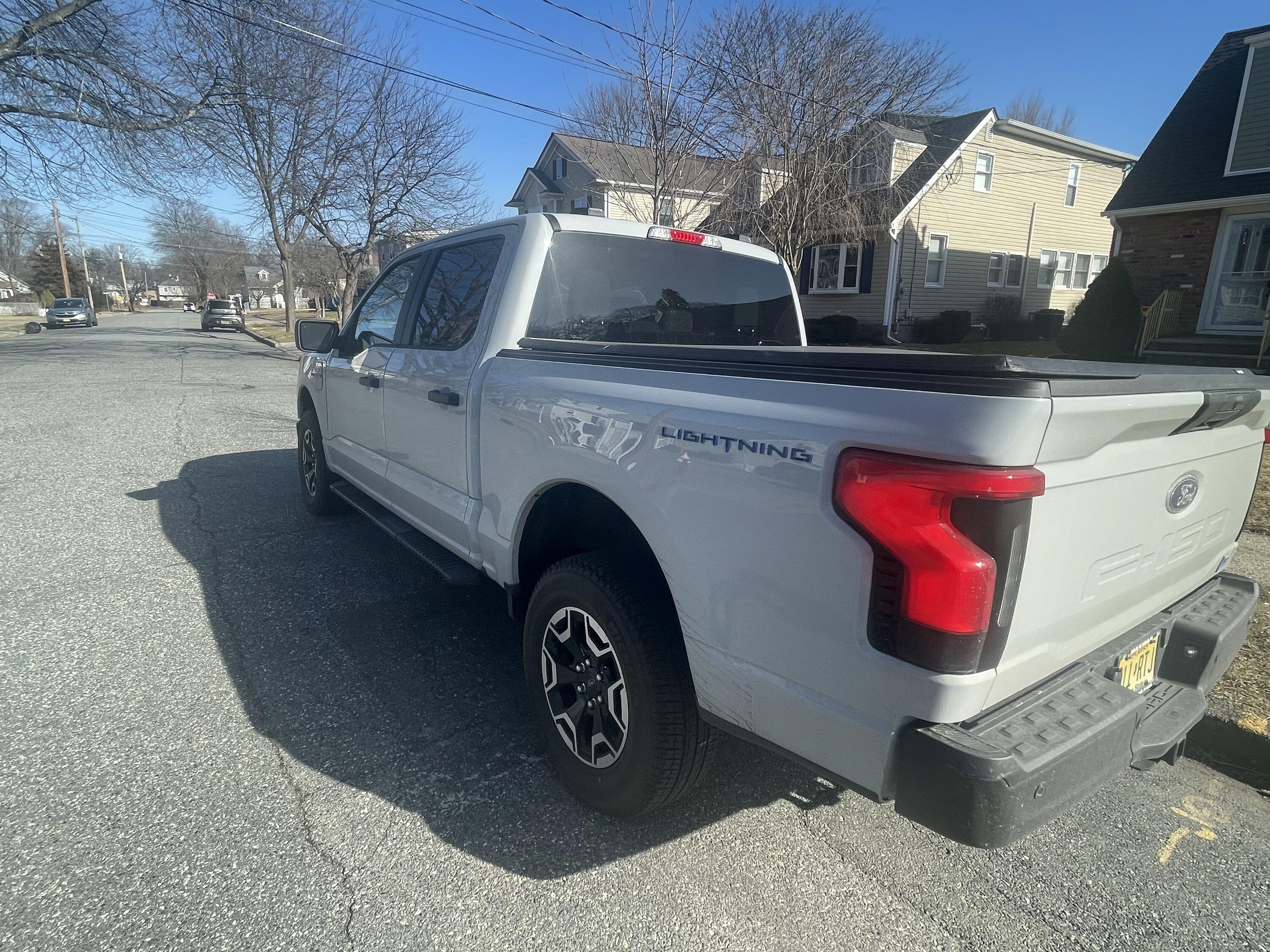 New Jersey - 2023 Ford Lightning Pro Avalanche | Ford Lightning Forum ...