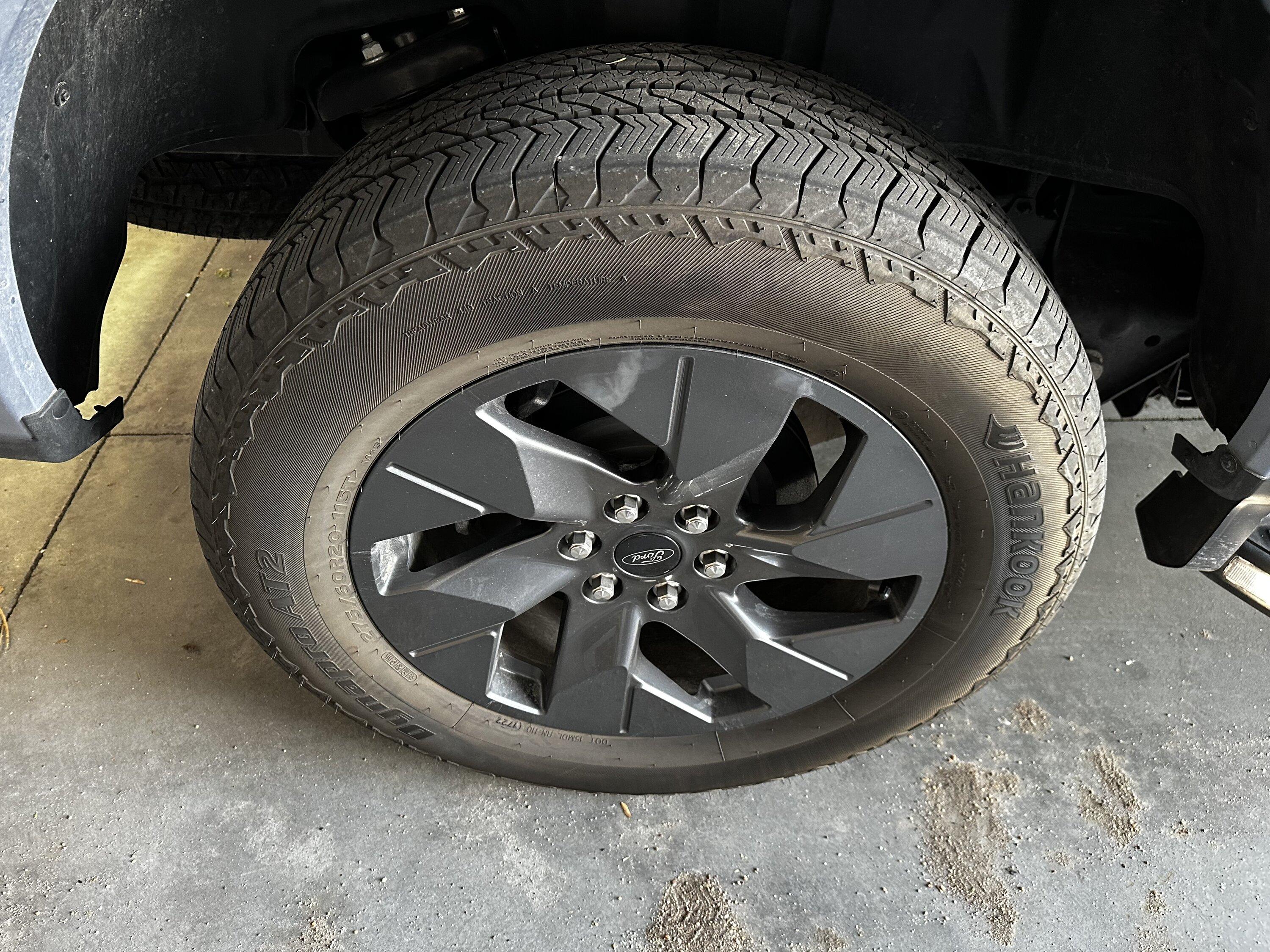 Kansas - 2022 Lariat ER Rims and Tires & Pro Charger | Ford Lightning ...