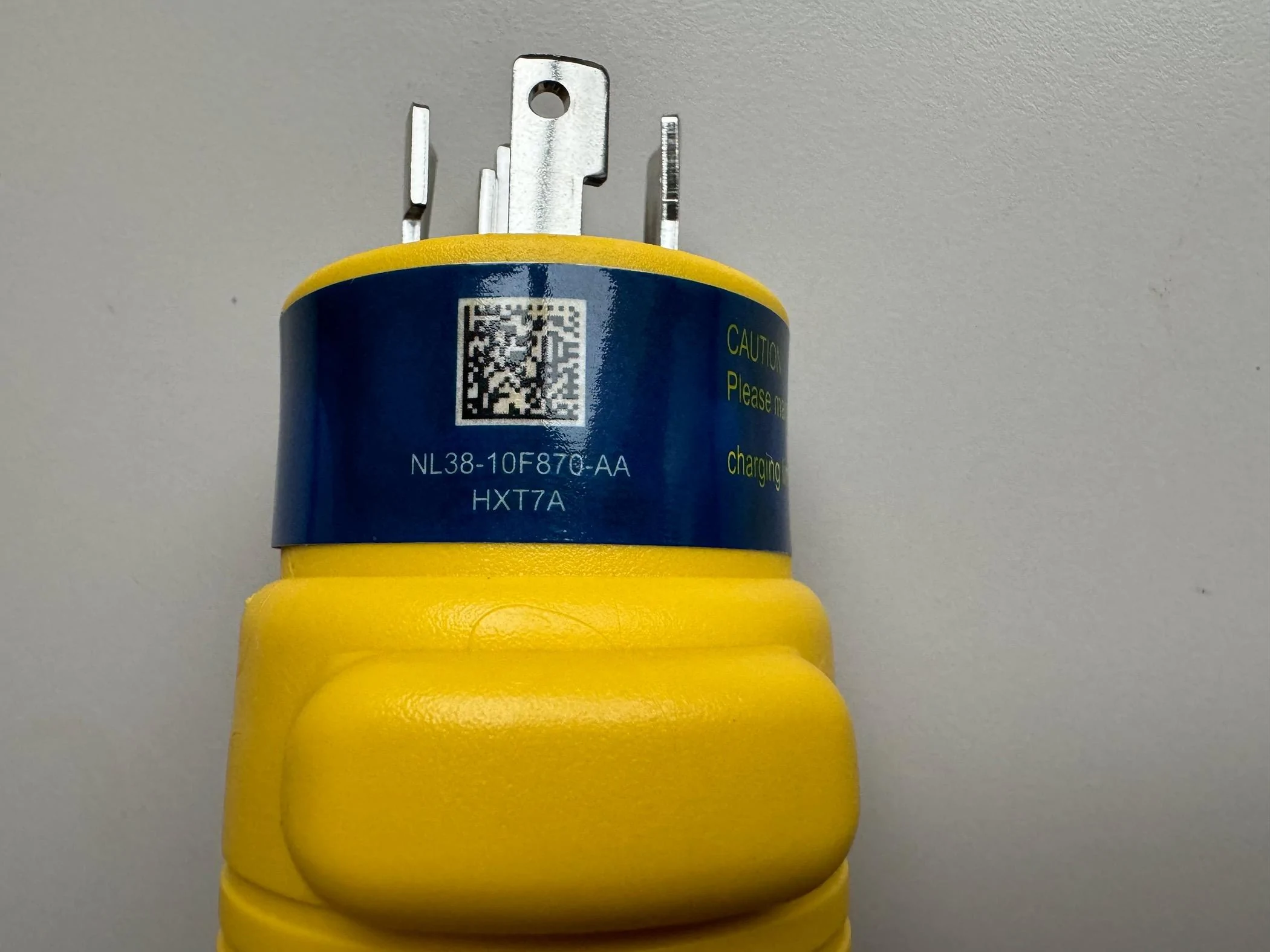 What is this yellow adapter(?) that came with my Lightning? | Page 3 ...