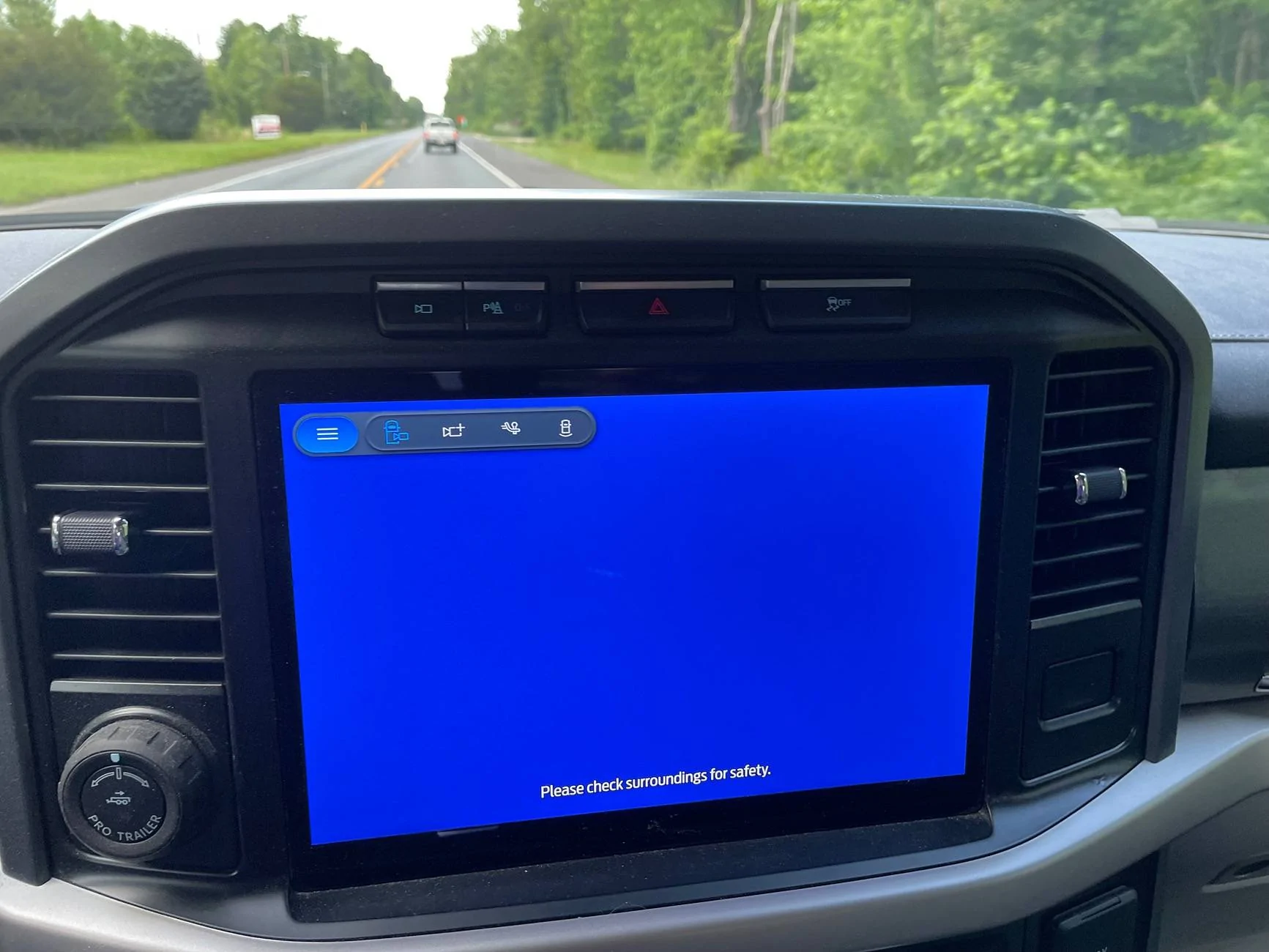 Bed camera blue screen | Ford Lightning Forum For F-150 Lightning EV ...
