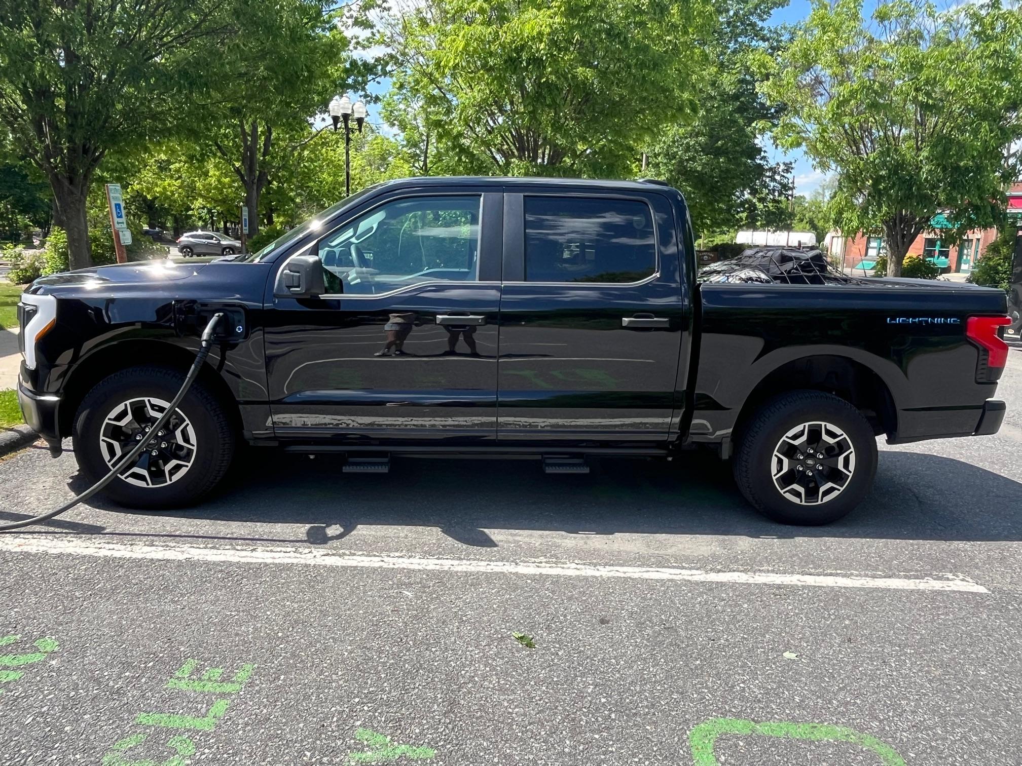 New York - N-Fab RKR Step System (New, never installed, slight ...