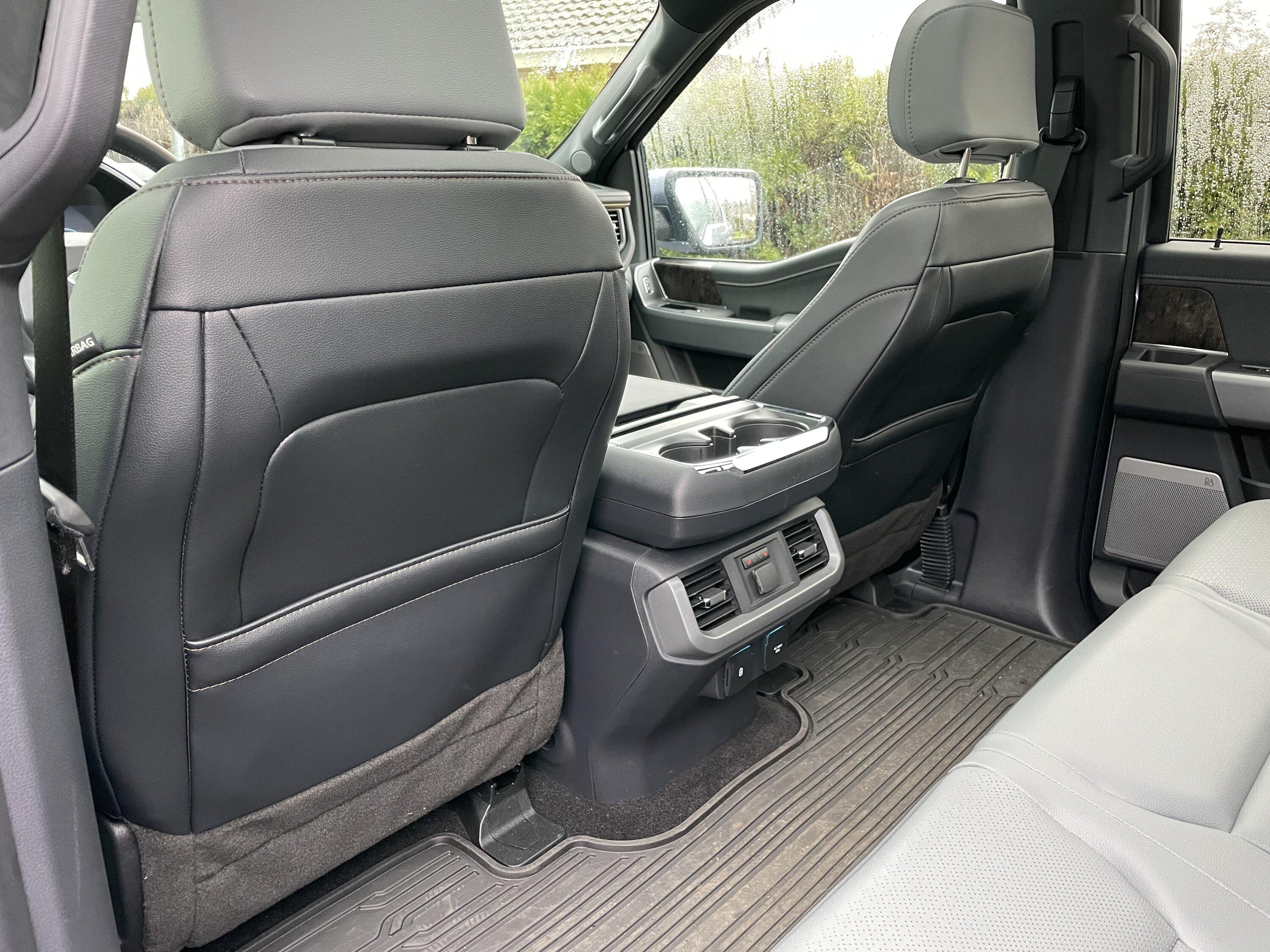 Oregon - FS: 2022 Iced Blue Silver Lariat ER+Max tow and Group 511A ...