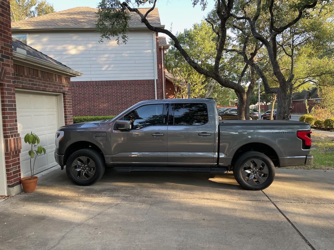 Need Advice on Leveling Kit and Steps | Ford Lightning Forum For F-150 ...