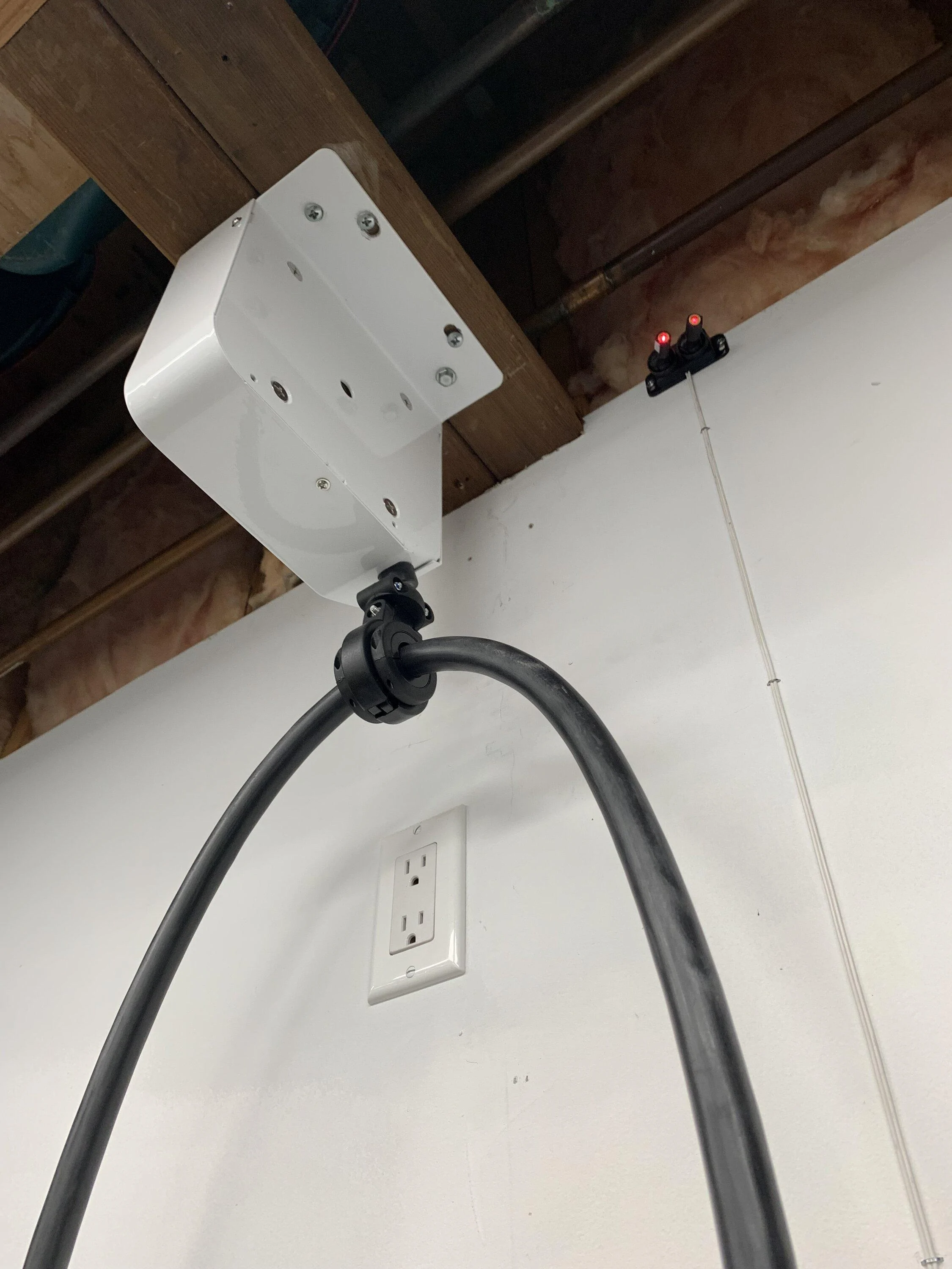 EV retractor just installed | Ford Lightning Forum For F-150 Lightning ...