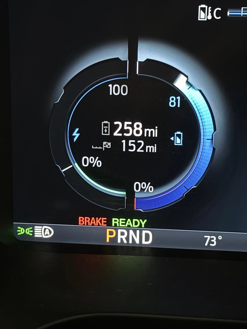 How can I get rid of the remaining battery status in CarPlay? | Ford ...