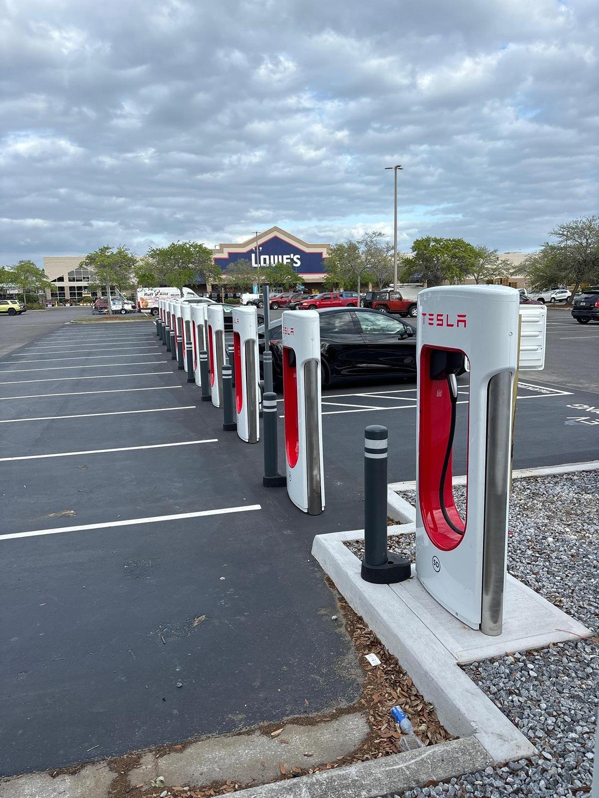 Finally - a FLORIDA Tesla MAGIC DOCK location: St Pete | Ford Lightning ...