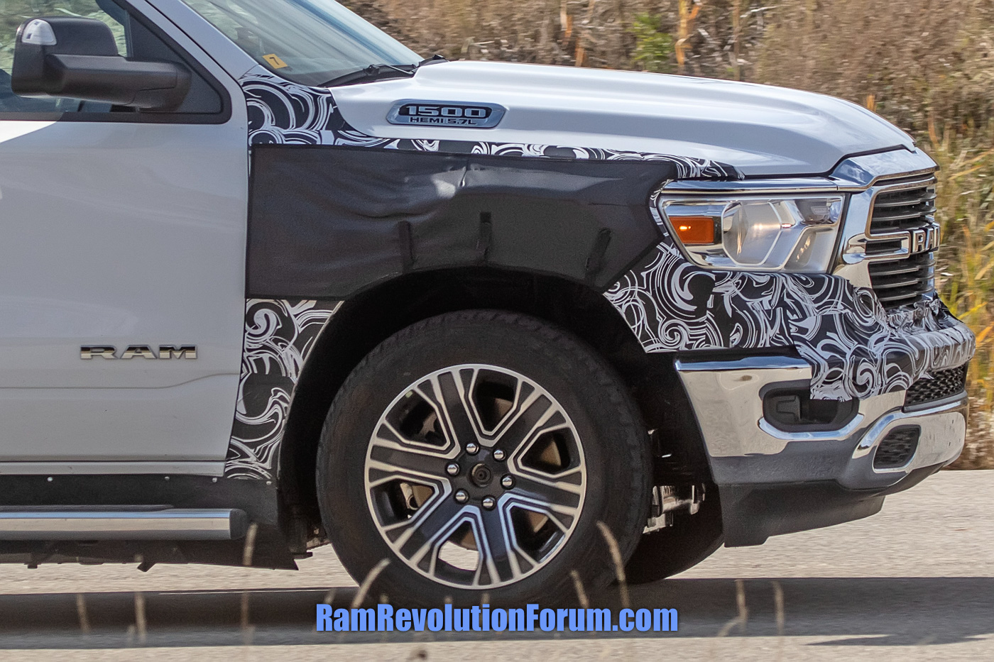 Ram 1500 Revolution EV Pickup - First Mule / Prototype Spotted 📸 | Ford ...